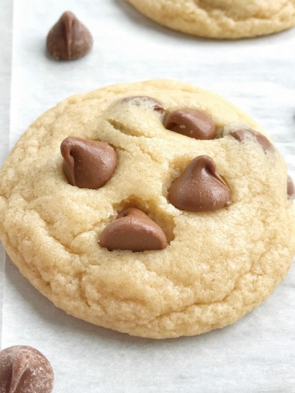Easy Bisquick Chocolate Chip Cookies - Together as Family