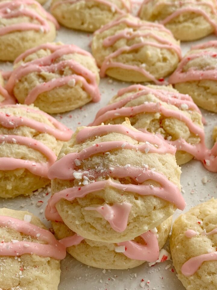 Peppermint Cheesecake Cookies - Together as Family