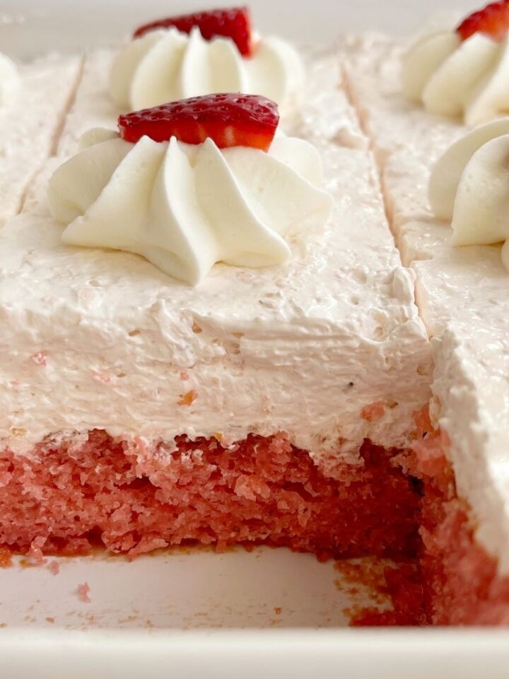 Easy Strawberry Cake - Together as Family