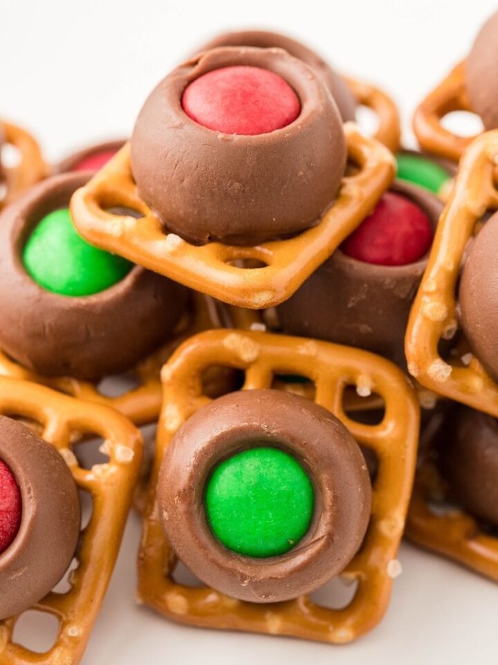 Christmas Rolo Pretzels - Together as Family