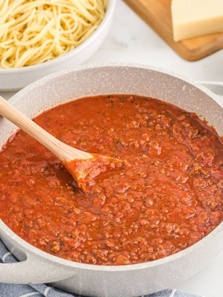 Easy Spaghetti Sauce Recipe - Together as Family