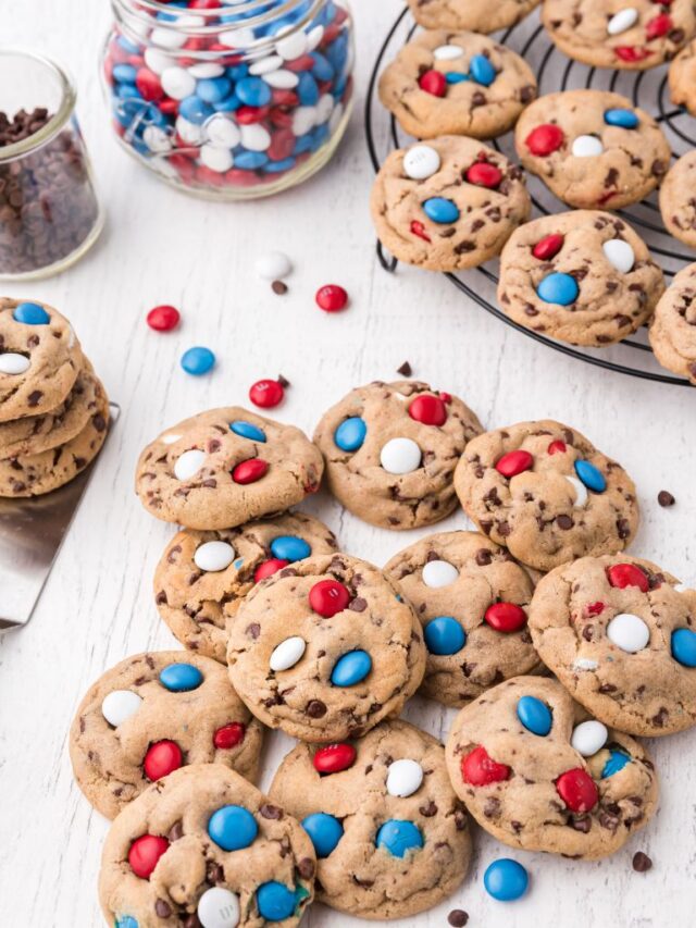 Red, White & Blue Cookies (July 4th Cookies) - Together as Family