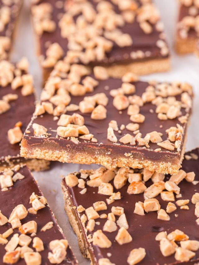 Graham Cracker Toffee - Together as Family