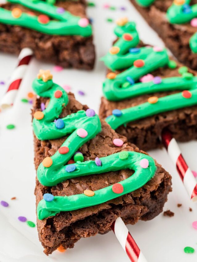 Christmas Tree Brownies - Together as Family