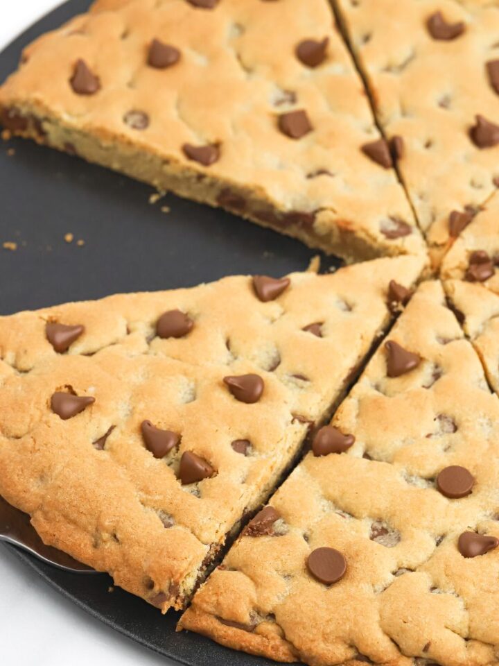 Chocolate Chip Cookie Pizza - Together as Family
