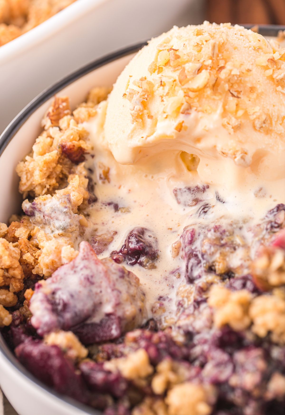 Easy Apple and Blueberry Crumble Recipe (With Oatmeal Cookie Crisp ...