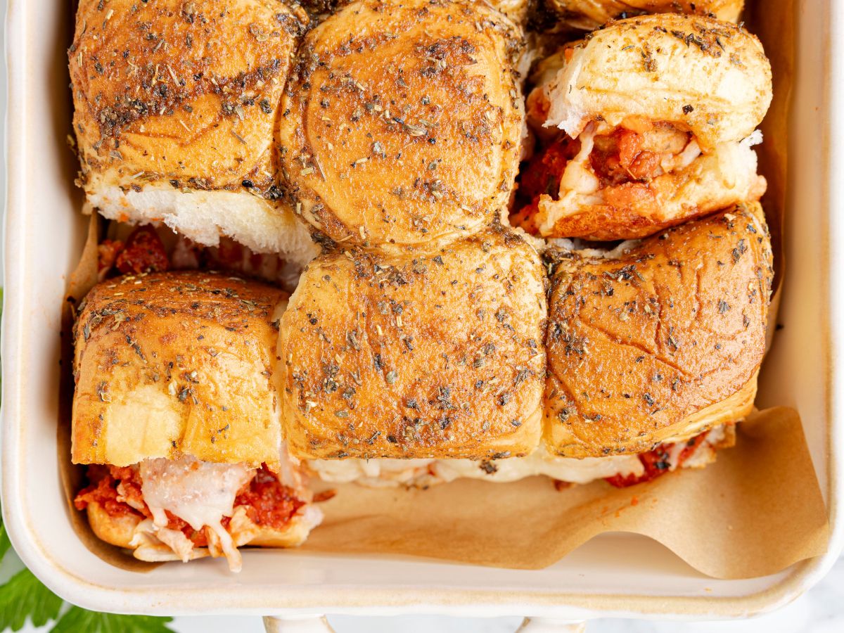 Hawaiian Roll Meatball Sliders - Together as Family