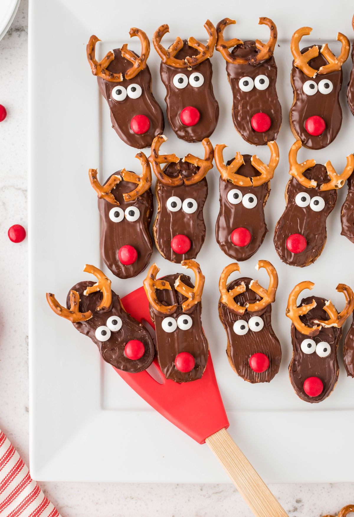 Easy Reindeer Cookies - Together as Family