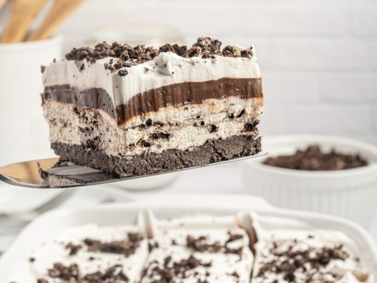 No-Bake Oreo Lush Dessert - Together as Family