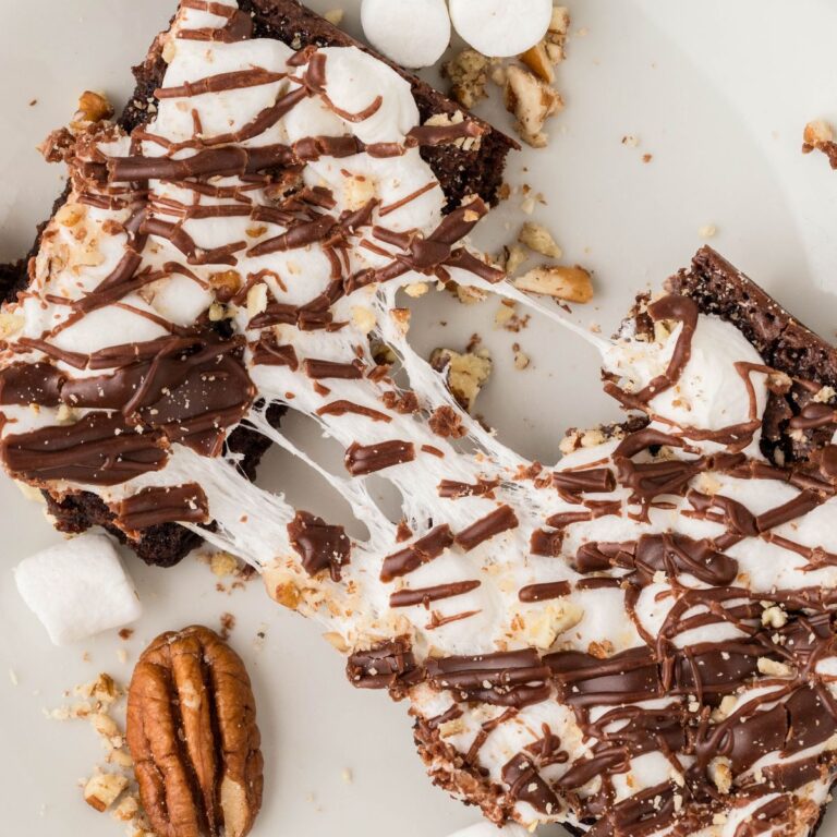 Easy Mississippi Mud Bars - Together as Family